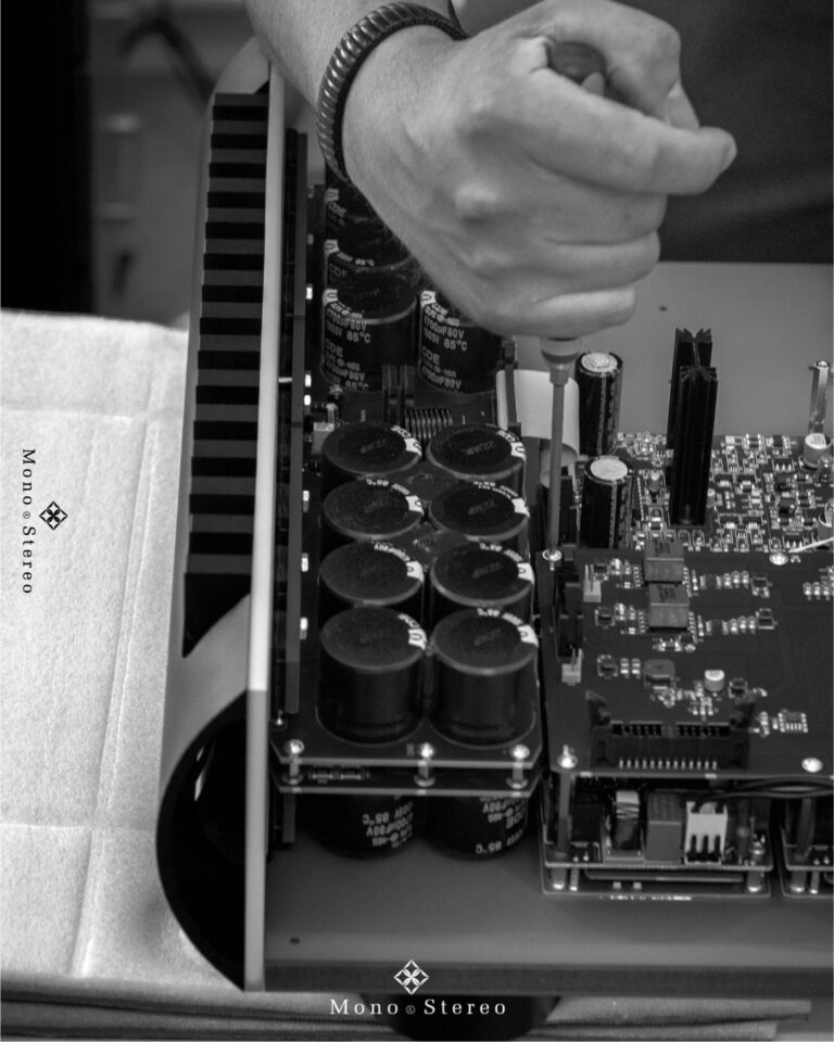 Aavik Acoustics 880 Series – M & S | Ultimate High-Fidelity