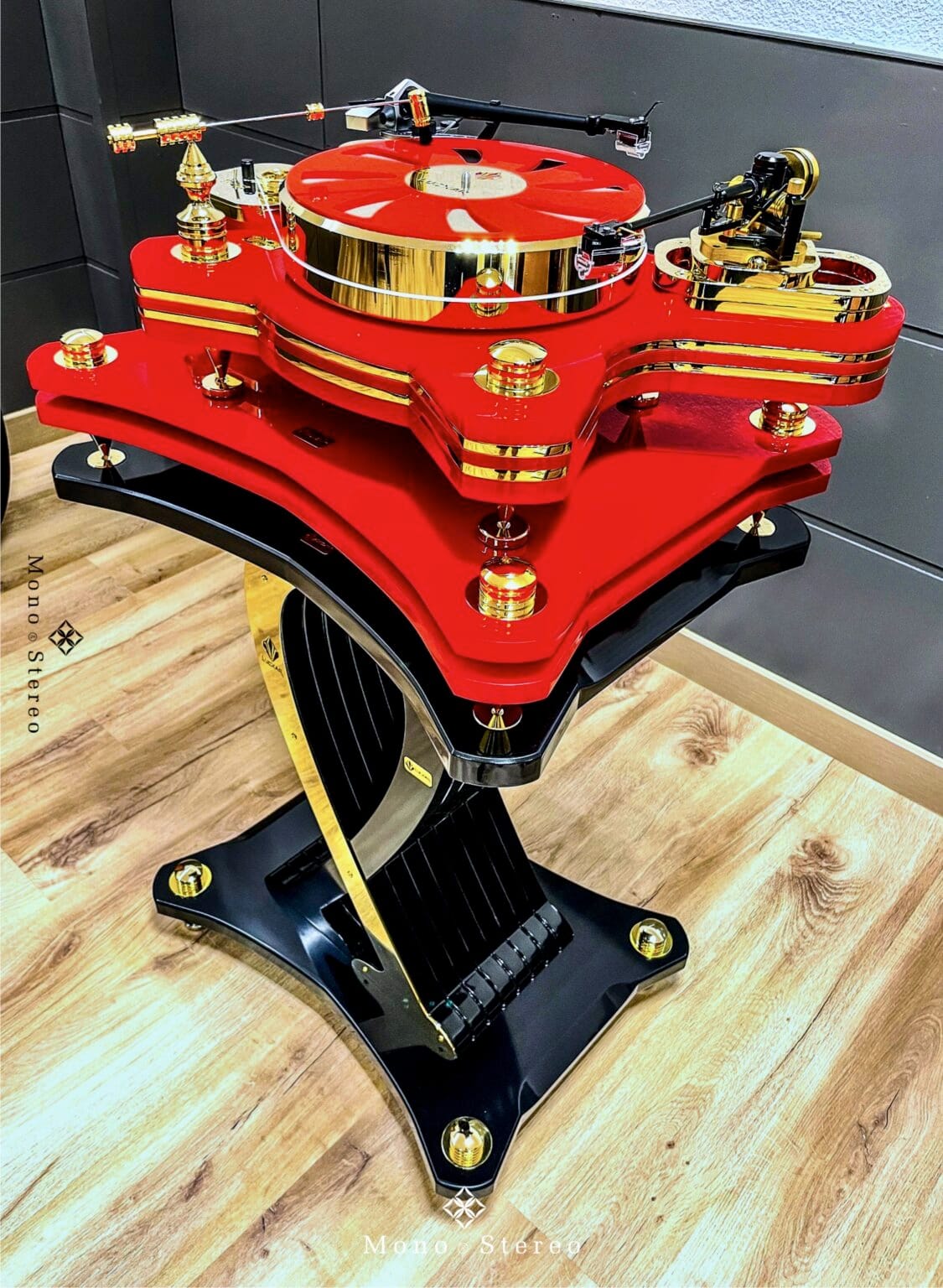 Lucxar Red Dragon Special Edition – Ultimate High-Fidelity