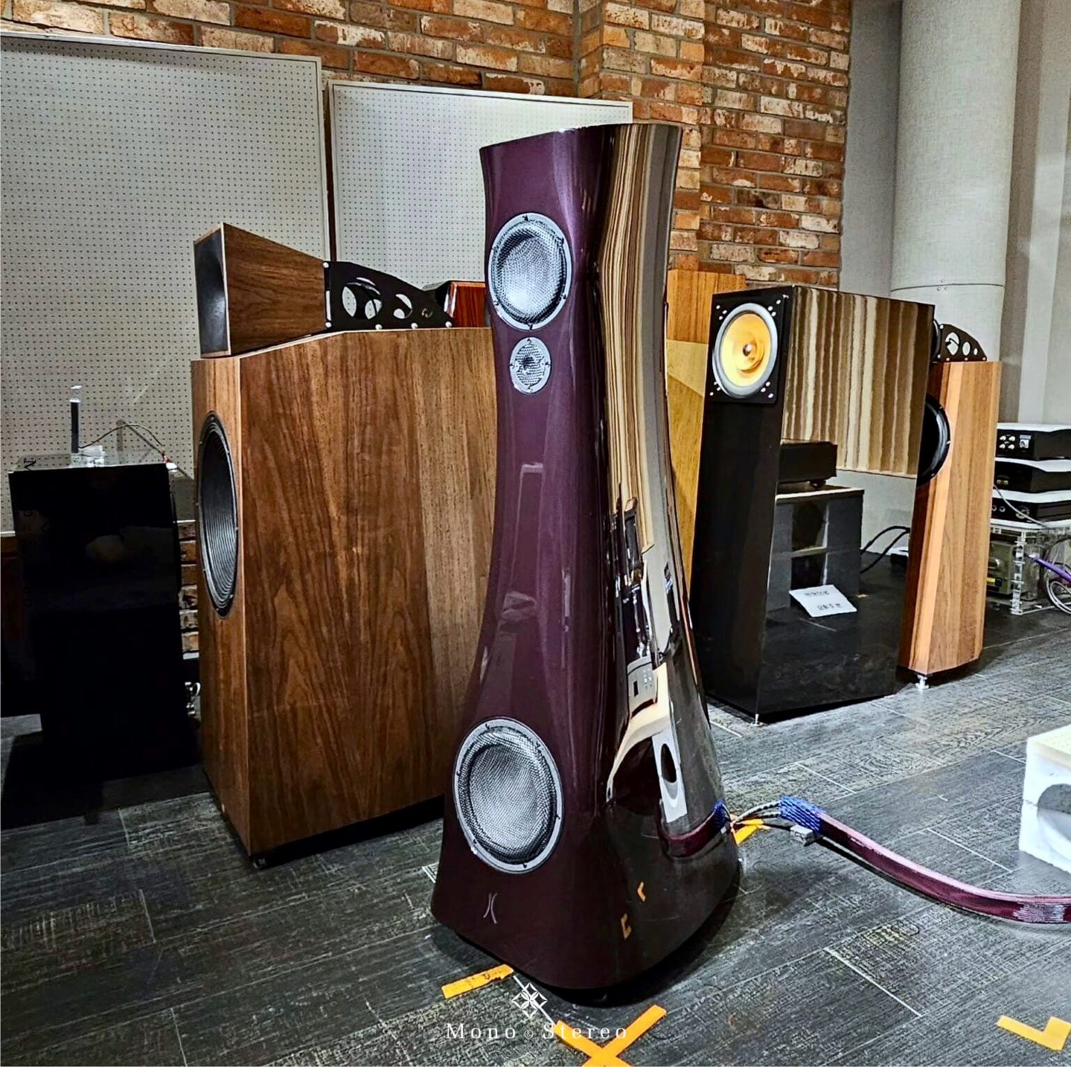 True Life Kronos Estelon – Ultimate High-Fidelity