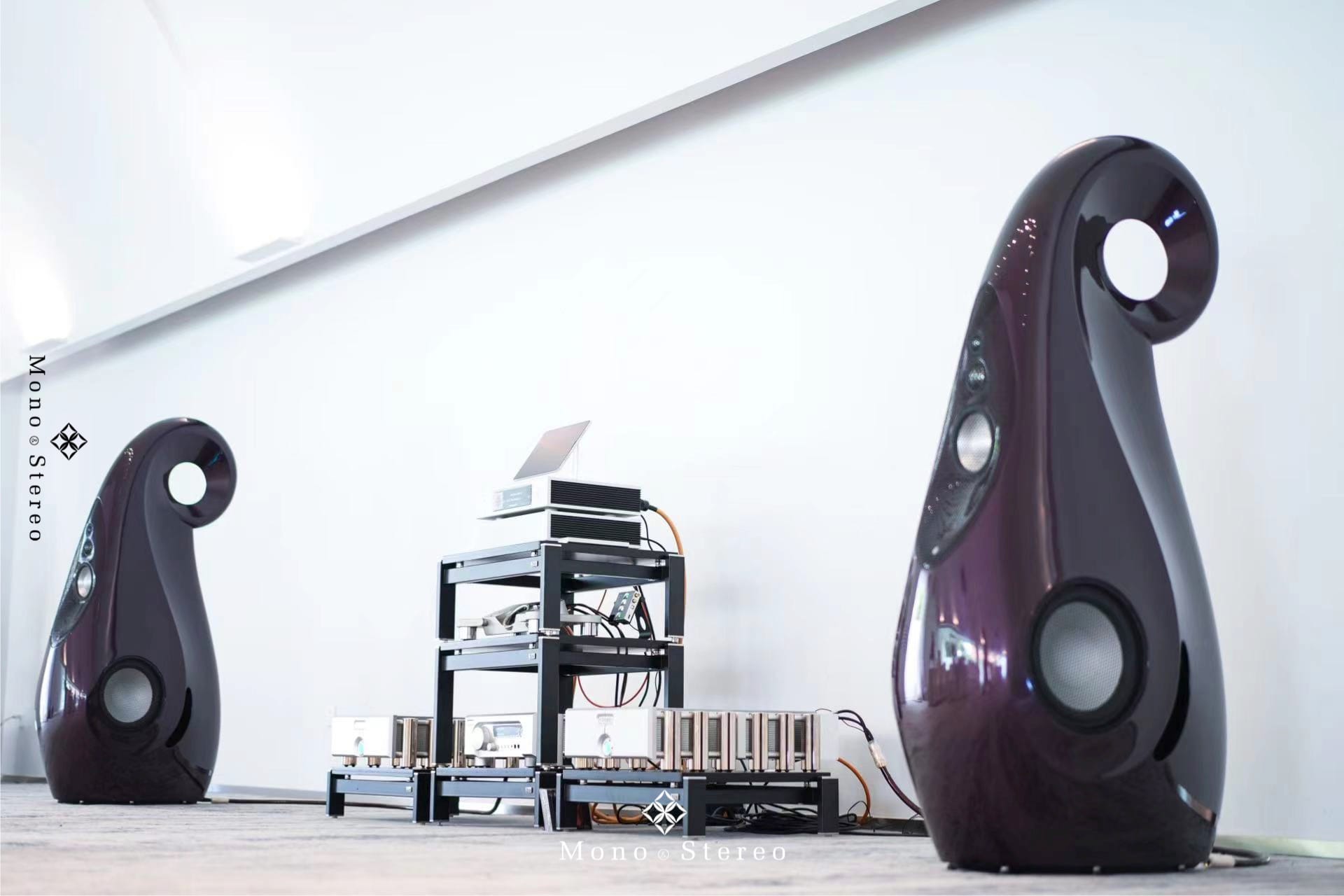 Vivid Audio – Ultimate High-Fidelity