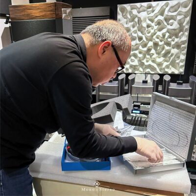 Acoustical Systems Astellar turntable – Ultimate High-Fidelity