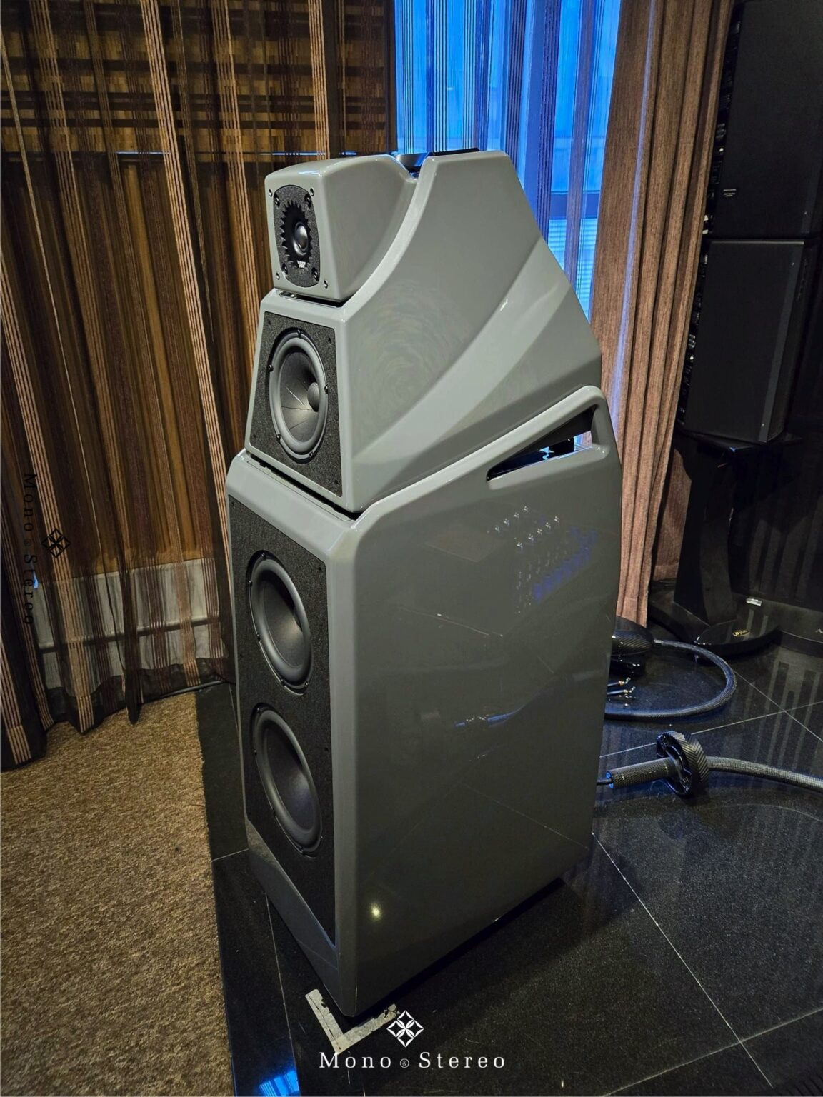 Wilson Audio Alexia V Medio Grigio – Ultimate High-Fidelity