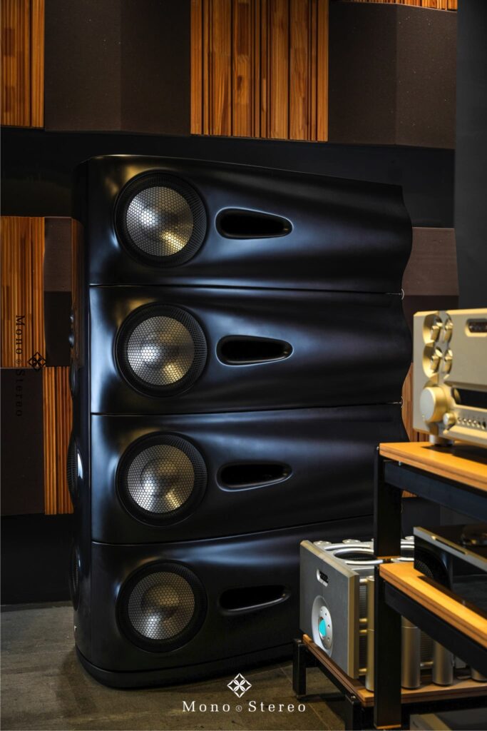 Vivid Audio Moya M1 & CHORD – Ultimate High-Fidelity
