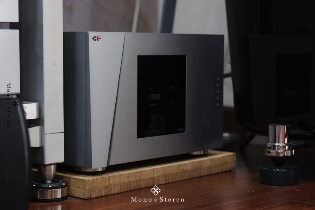 CH Precision L10 & M10 – Ultimate High-Fidelity