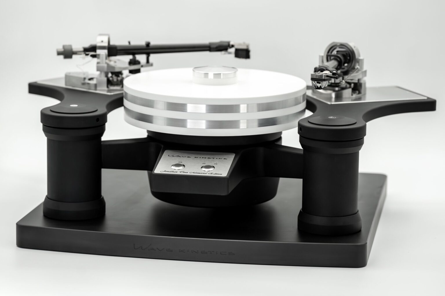 Wave Kinetics Black NVS Reference Turntable – Ultimate High-Fidelity