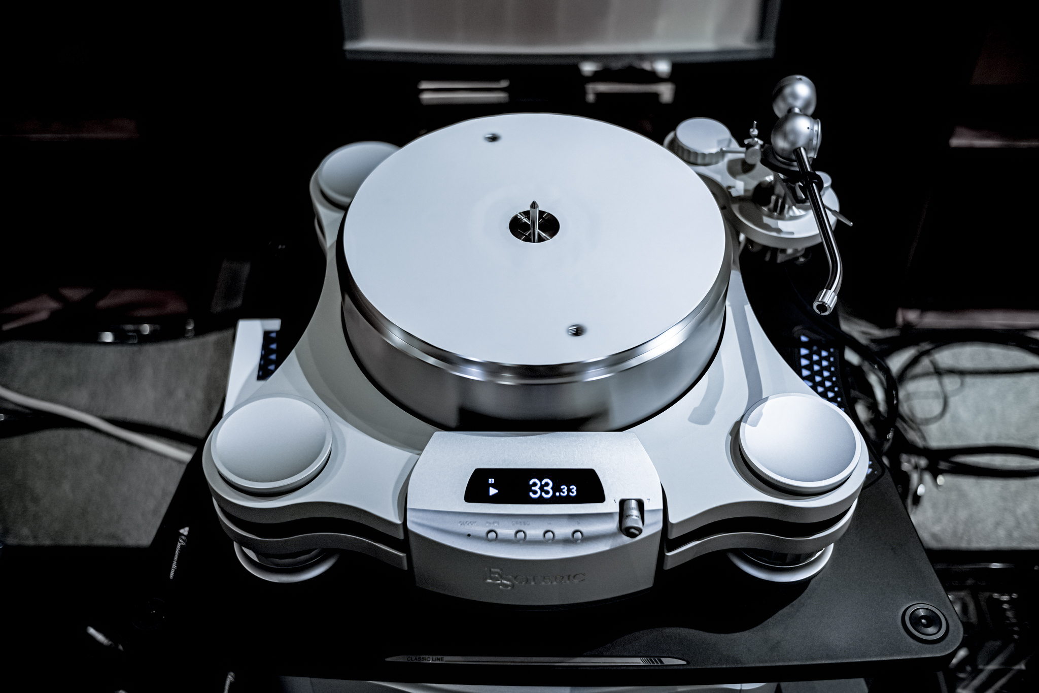 ESOTERIC Grandioso T1 Flagship Turntable – M & S | Ultimate High-Fidelity