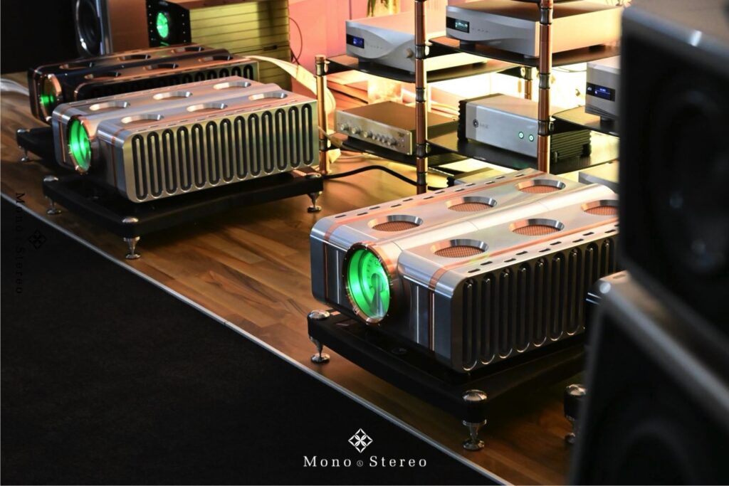 Wilson Audio WAMM Chronosonic Speakers – M & S | Ultimate High-Fidelity