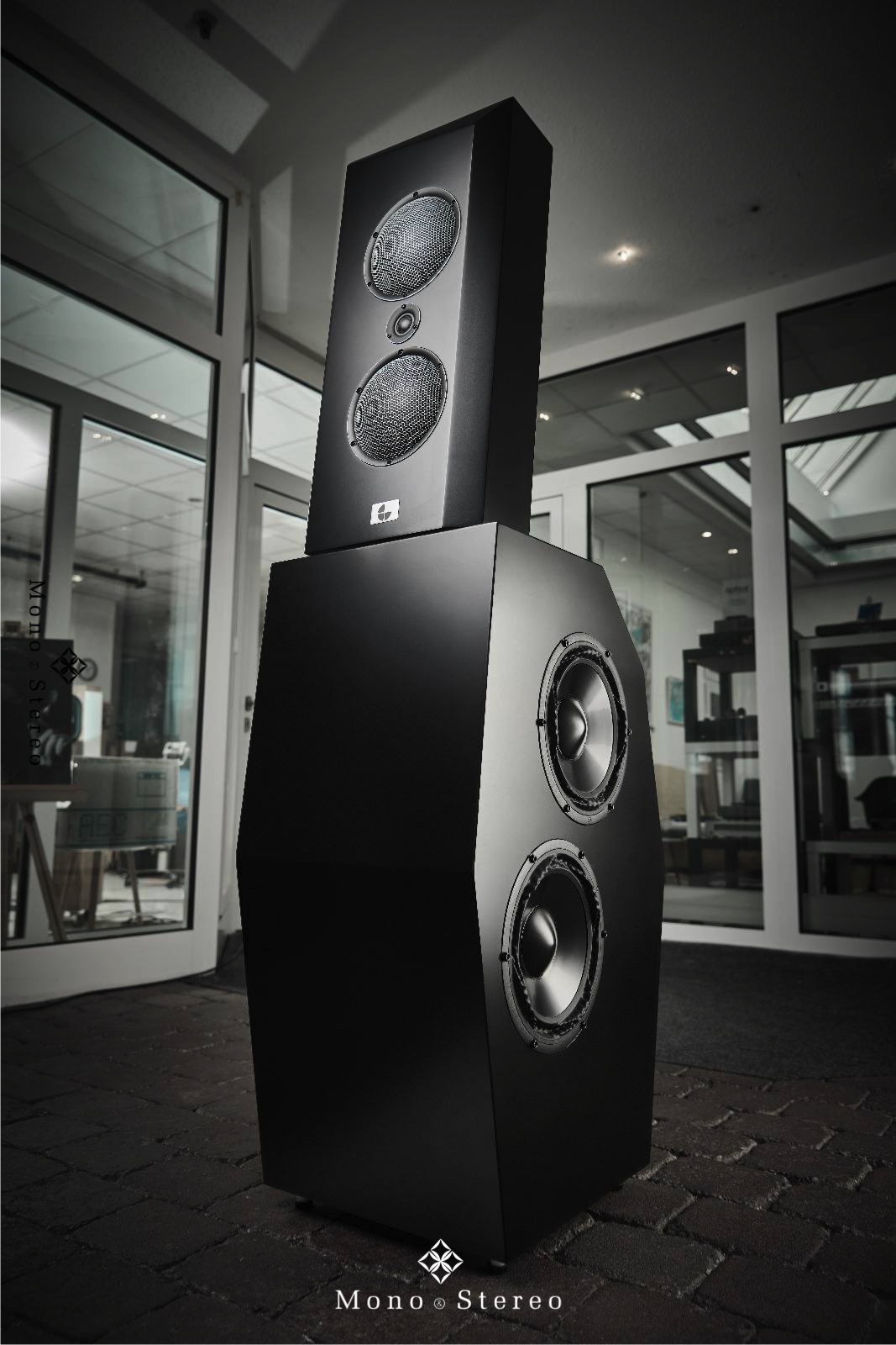 Suesskind MAGNOS Speakers – Ultimate High-Fidelity
