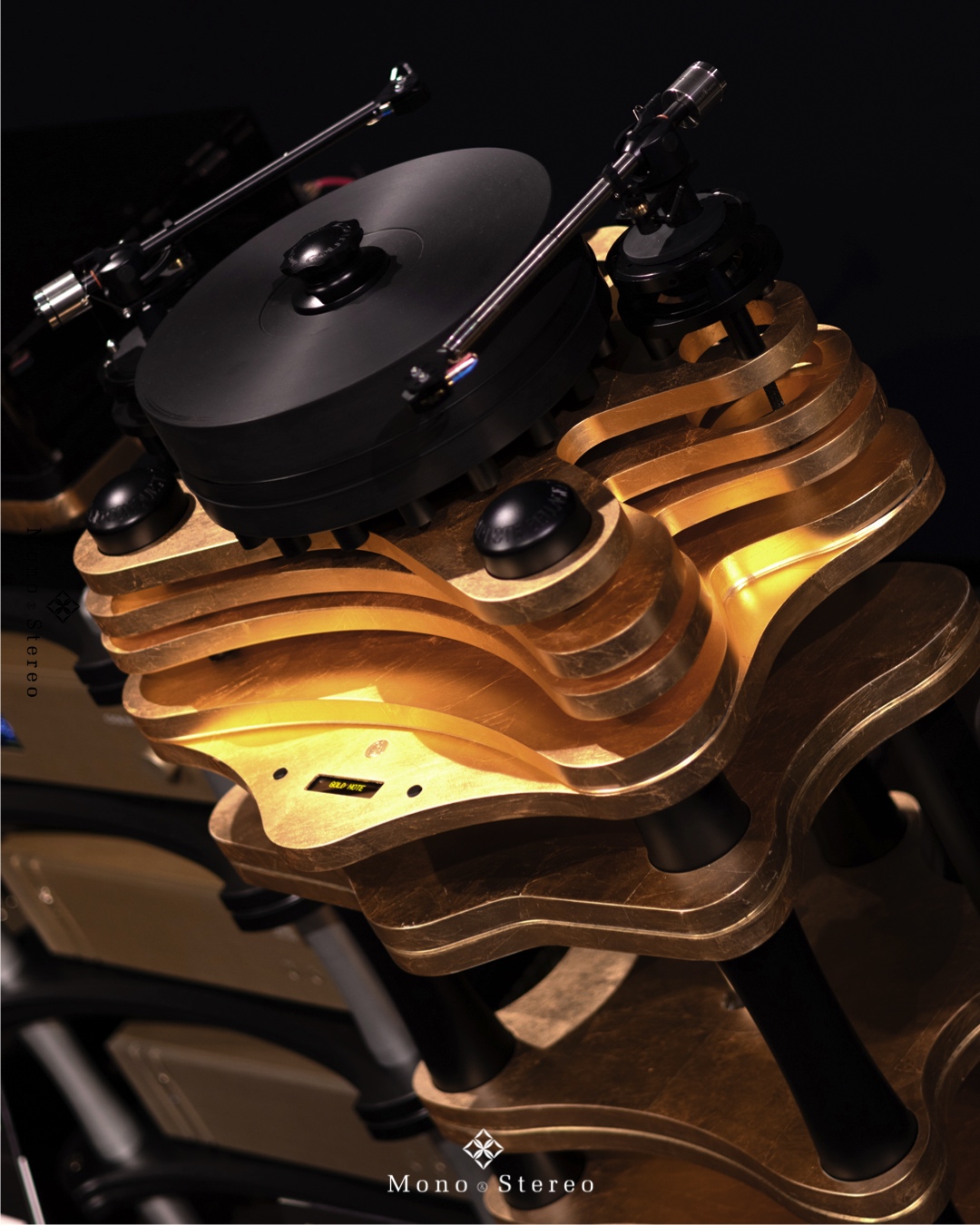 Gold Note Bellagio Conquest Turntable – Ultimate High-Fidelity