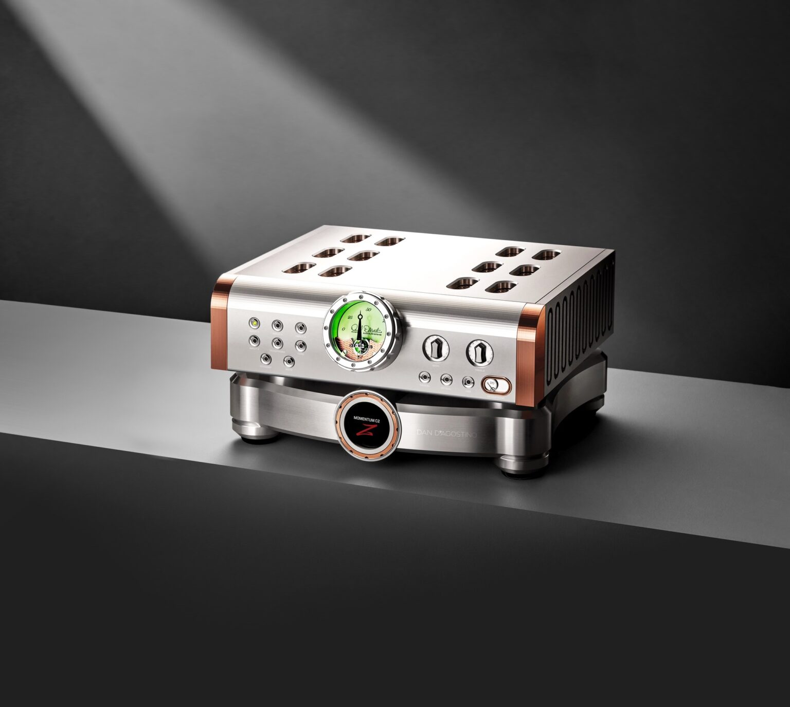 DAN D’AGOSTINO | MASTER AUDIO SYSTEMS MOMENTUM C2Z PREAMPLIFIER ...